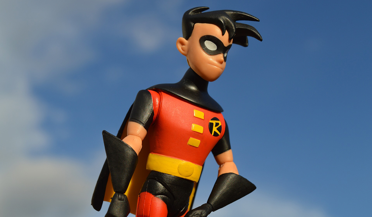 Hero Boy Rescues 5 From Sea in 2 Days - DAN Boater Safety